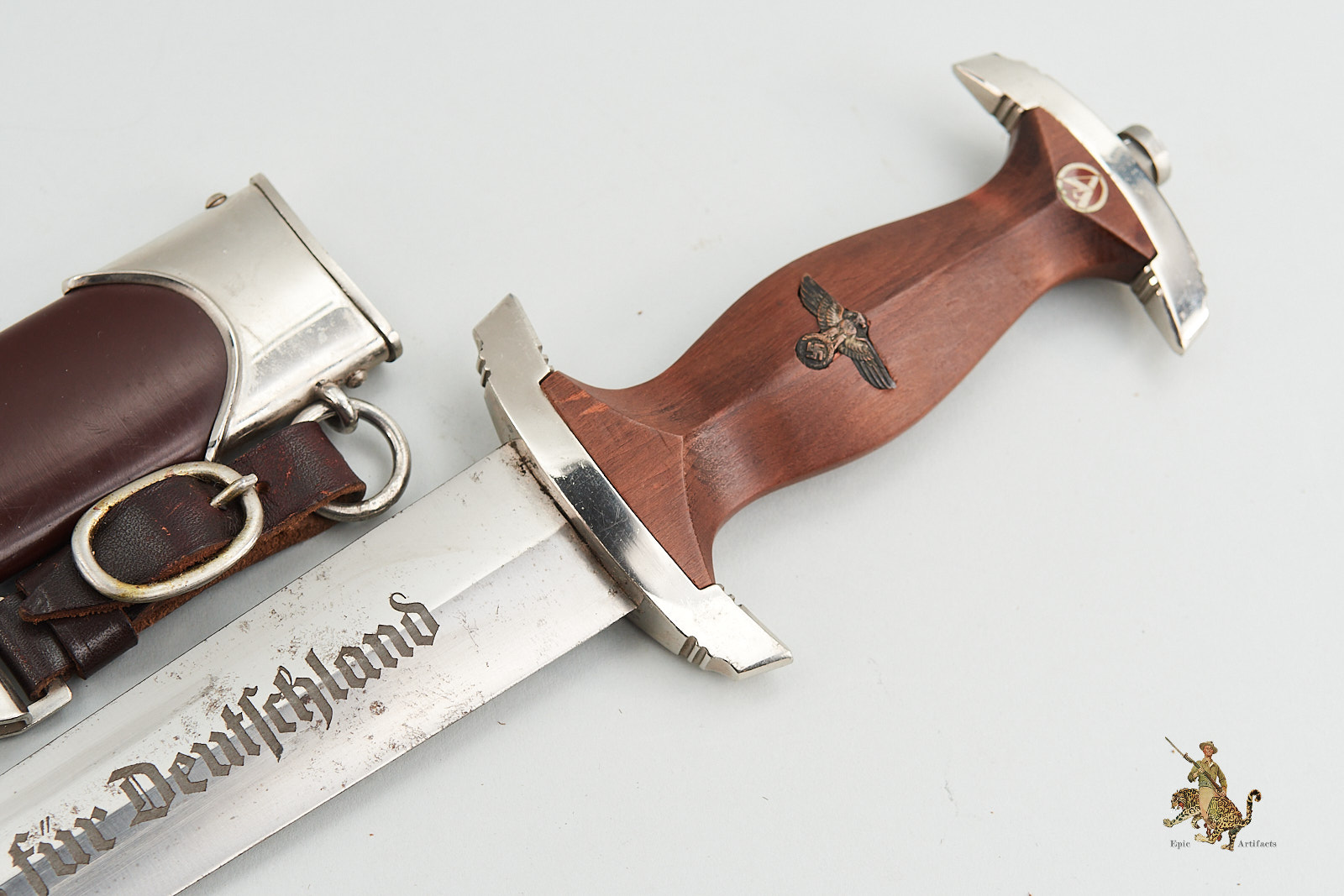 SA Dagger - M7/27 Puma with Hanger - Epic Artifacts