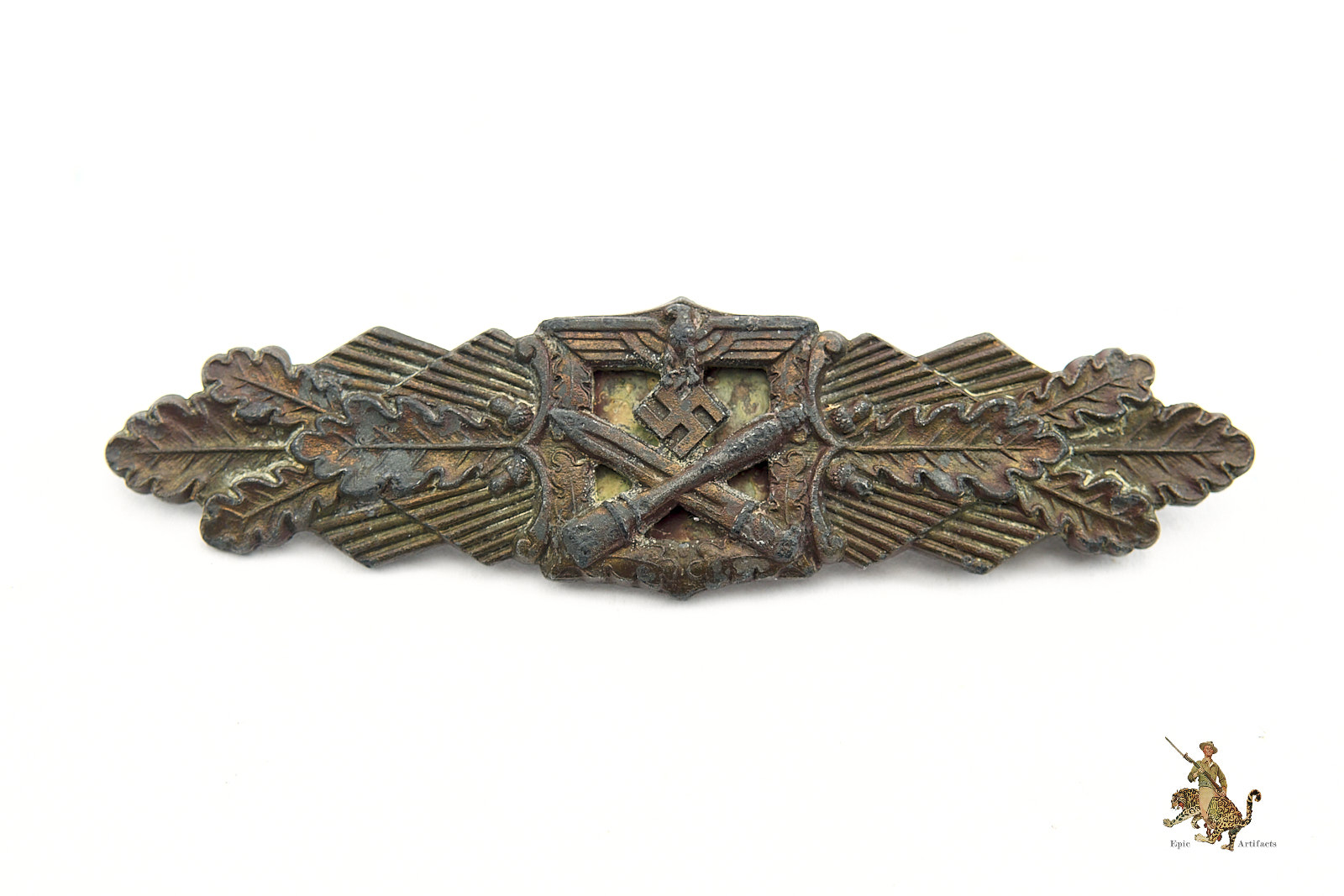 Juncker Close Combat Clasp - Epic Artifacts