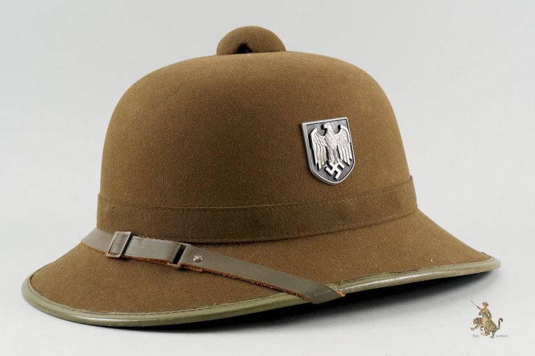 Helmets, Caps & Visors Archives - Page 5 of 9 - Epic Artifacts