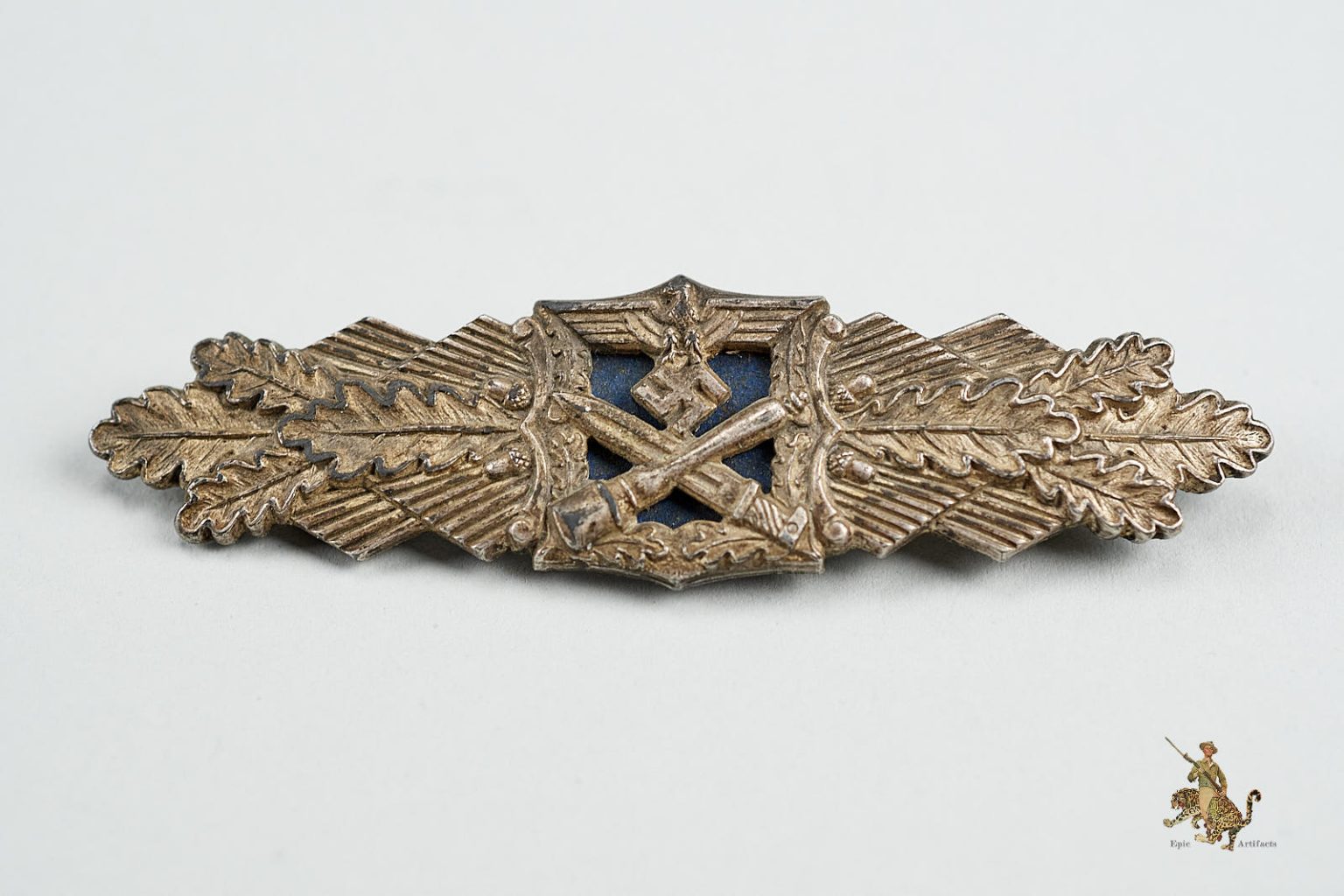 Close Combat Clasps - Epic Artifacts