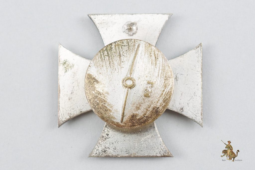1st Class Iron Cross, L/56 Screwback - Epic Artifacts