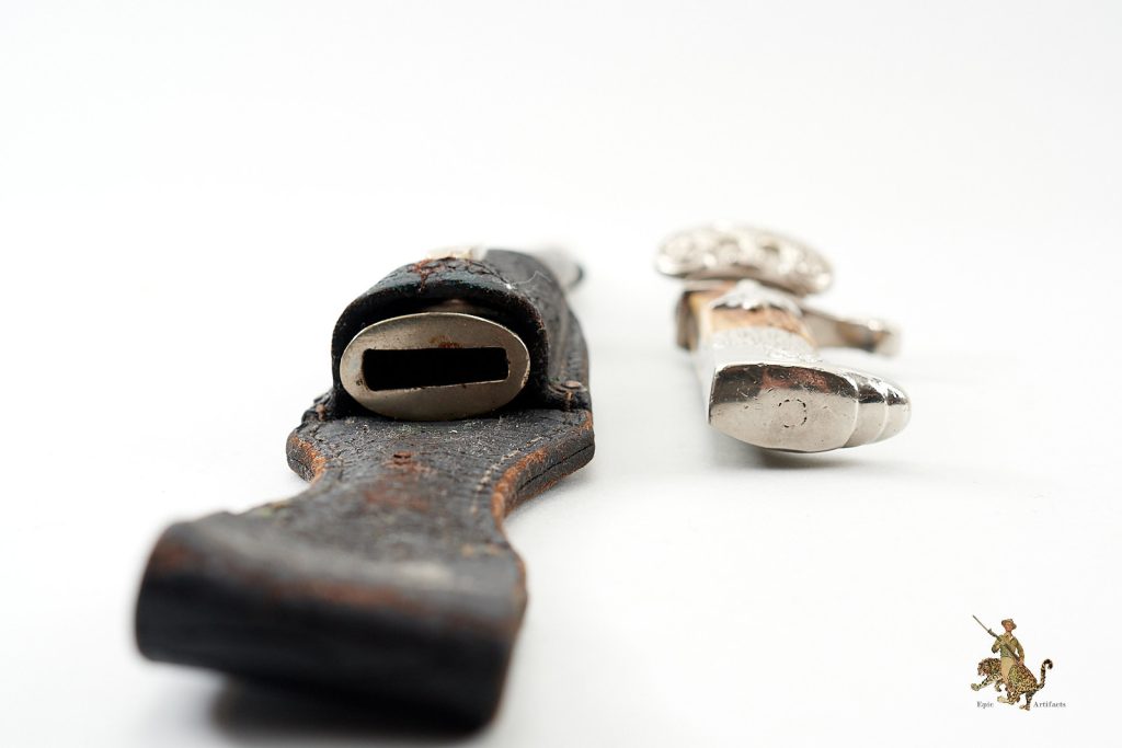 WWII Clamshell Police Bayonet - Epic Artifacts