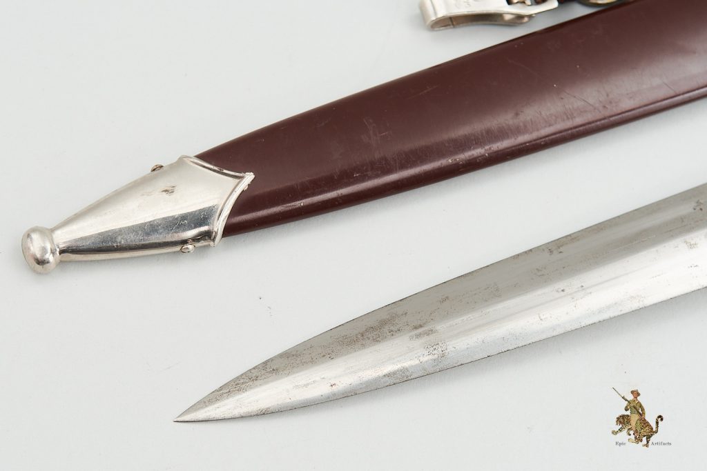 SA Dagger - M7/27 Puma with Hanger - Epic Artifacts