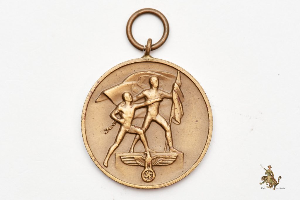 Long M Cholm Shield - Epic Artifacts