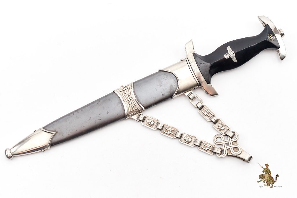 M36 SS Chained Dagger - Type C - Epic Artifacts