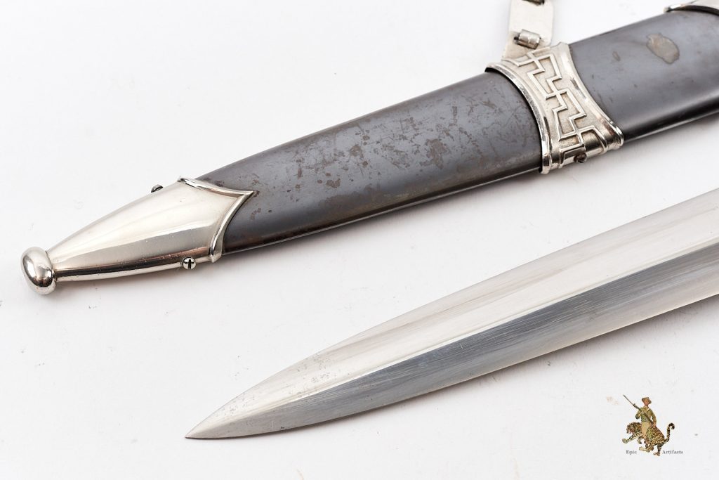 M36 SS Chained Dagger - Type C - Epic Artifacts