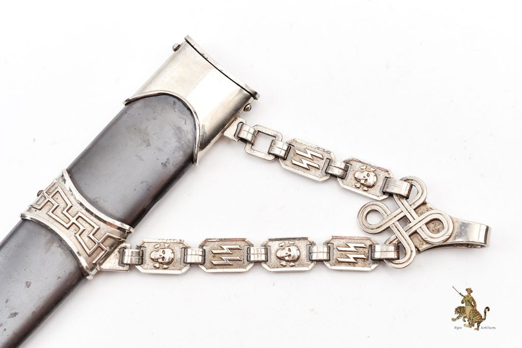 M36 SS Chained Dagger - Type C - Epic Artifacts