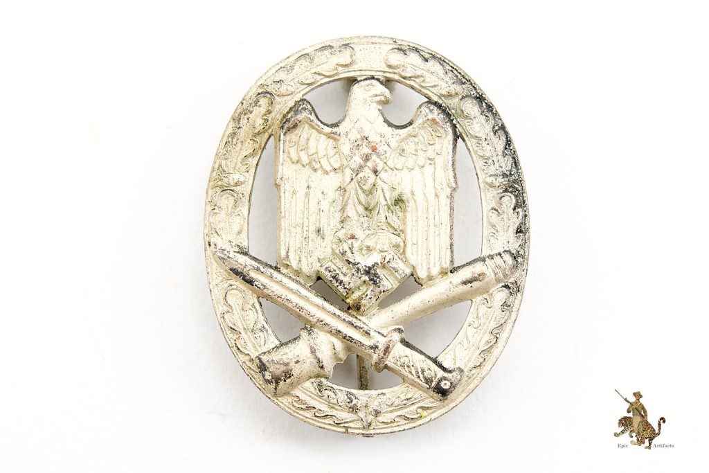 Half-Moon General Assault Badge - Epic Artifacts