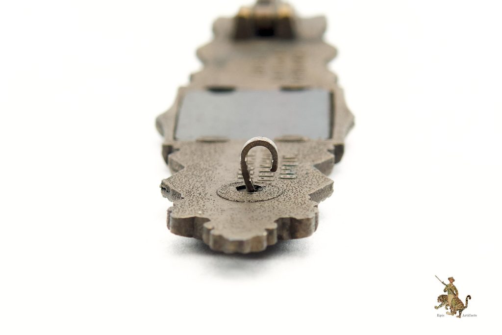 Close Combat Clasp in Bronze - AGMuK - Epic Artifacts