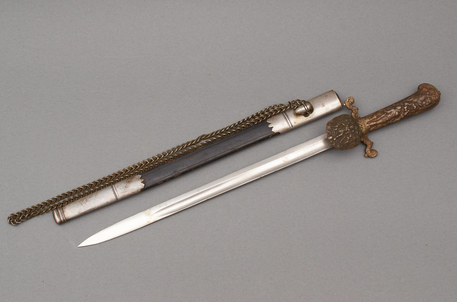 Imperial Hunting Cutlass - Alex Coppel - Epic Artifacts