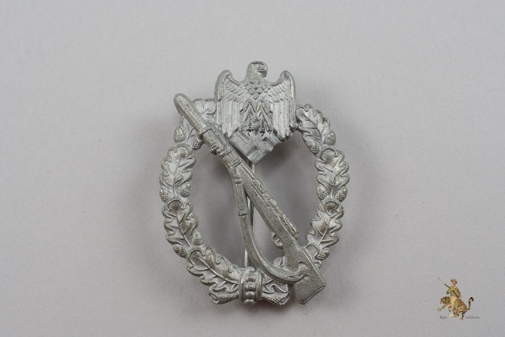 Infantry Assault Badge in Silver by Assman - Epic Artifacts