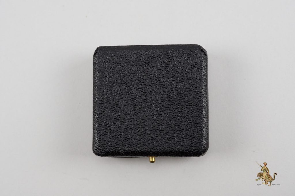 Iron Cross 1st Class with Case & Carton - Epic Artifacts