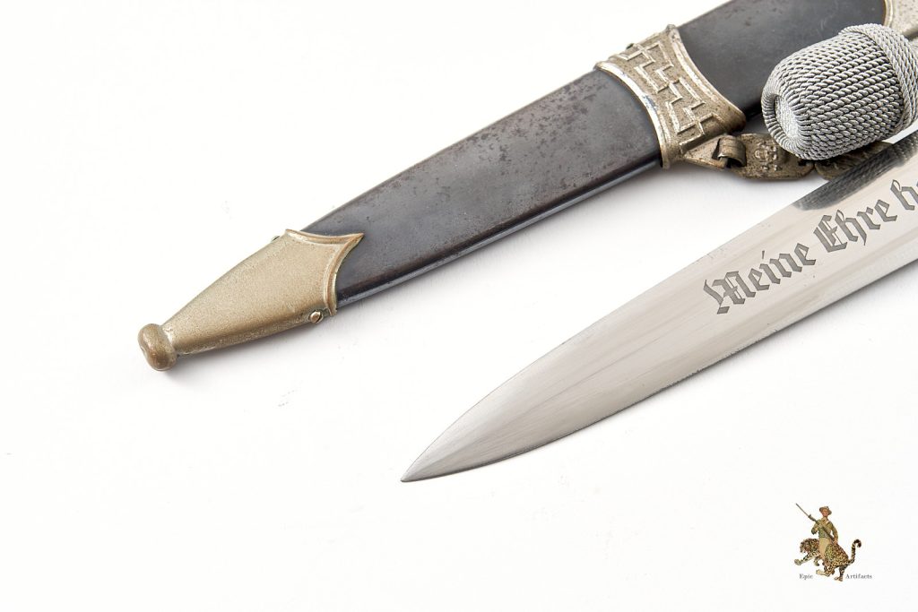 M36 Chained SS Dagger Type C - Epic Artifacts