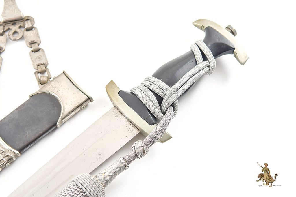 M36 Chained SS Dagger Type C - Epic Artifacts