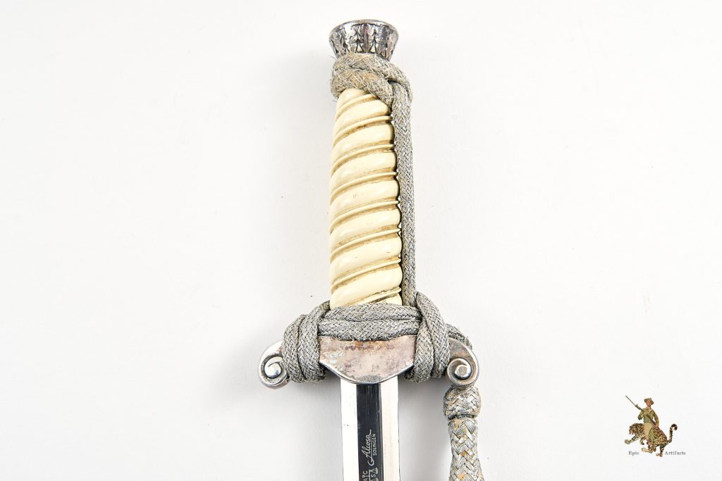 Heer Officer Dagger - Epic Artifacts