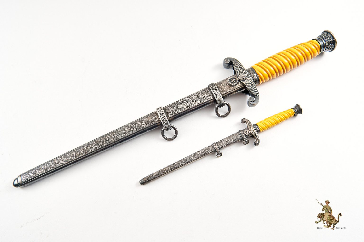 Army Daggers Archives - Epic Artifacts